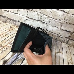 L.A. Gear | Bags | Vintage La Gear Green Wallet | Poshmark
